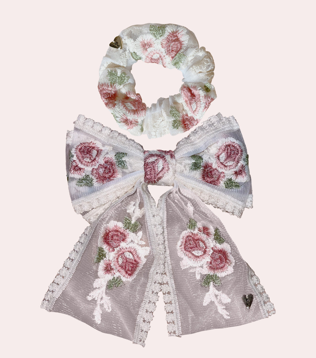 Fleur Embroidered Scrunchie – Malionne