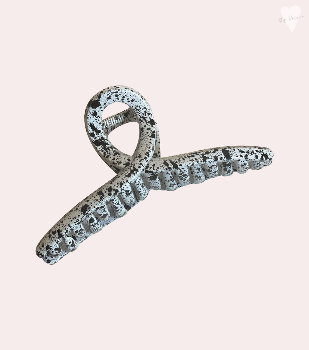 Fae Splatter Hair Claw | Black & White Paint Splatter – Malionne